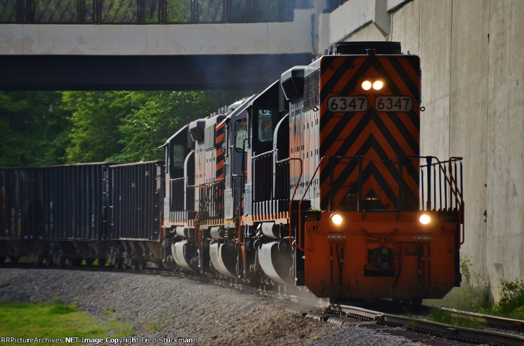 WE 6347 leads them out of the siding.